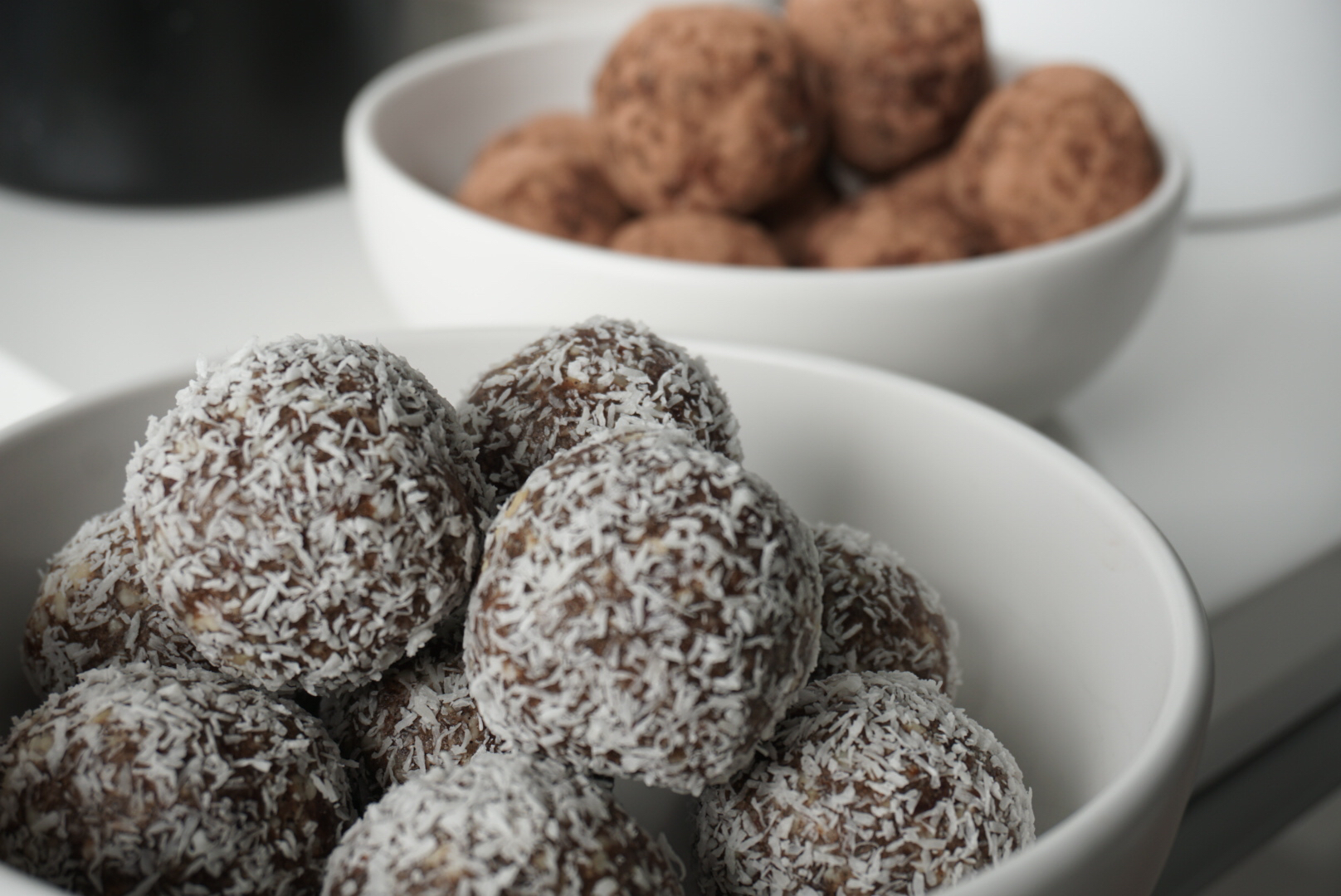 RECIPE: BODHI ENERGY BALLS - Bodhi Wellness